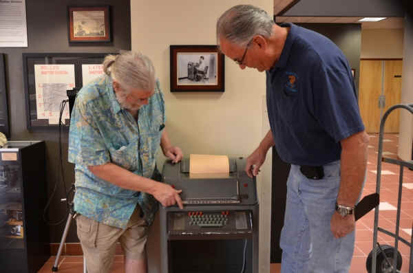 Glendale Arizona Police Teletype